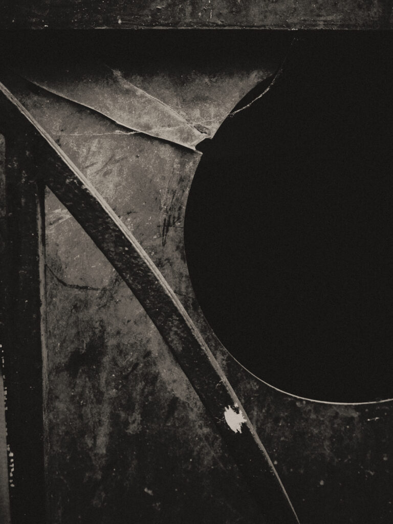 Restless Souls | destroy photography